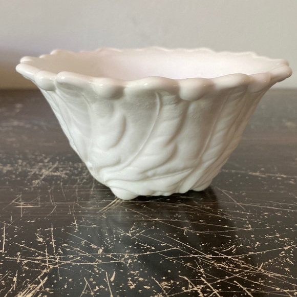 Dining | Vintage Wild Rose Indiana Milk Glass Opaque Fruit Cocktail ...